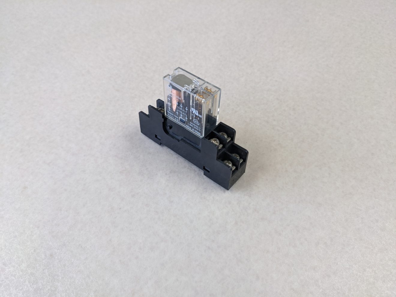 リレーAHN22024（端子台付） - 総合中古部品販売 規格：AHN22024 24V, メーカー名：パナソニック